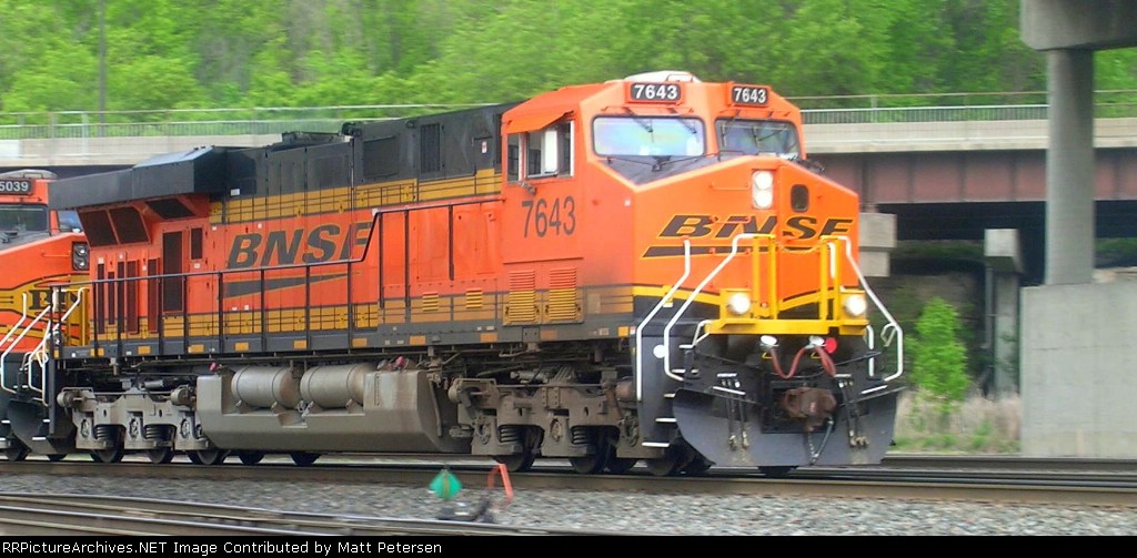 BNSF 7643